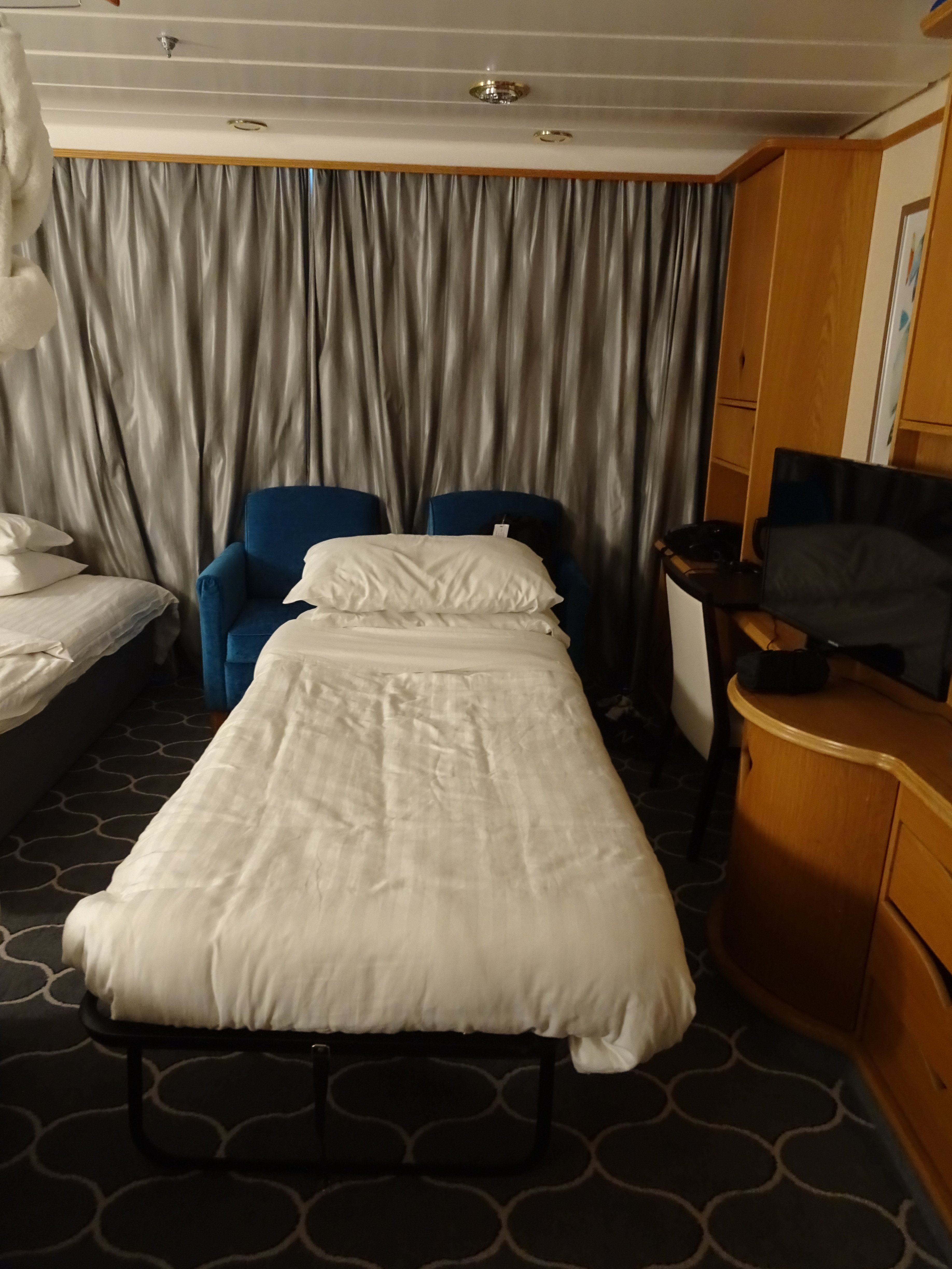 Rollaway in a Junior Suite? - Royal Caribbean Discussion - Royal ...