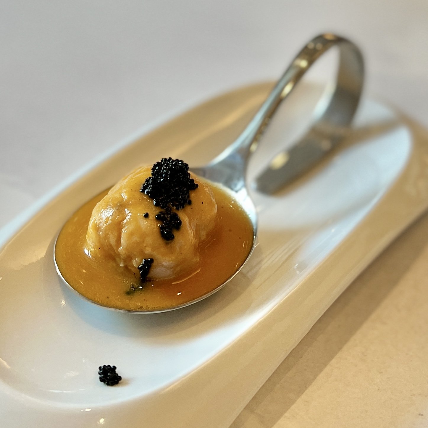 How does the Wonderland menu work? - Royal Caribbean Dining - Royal ...