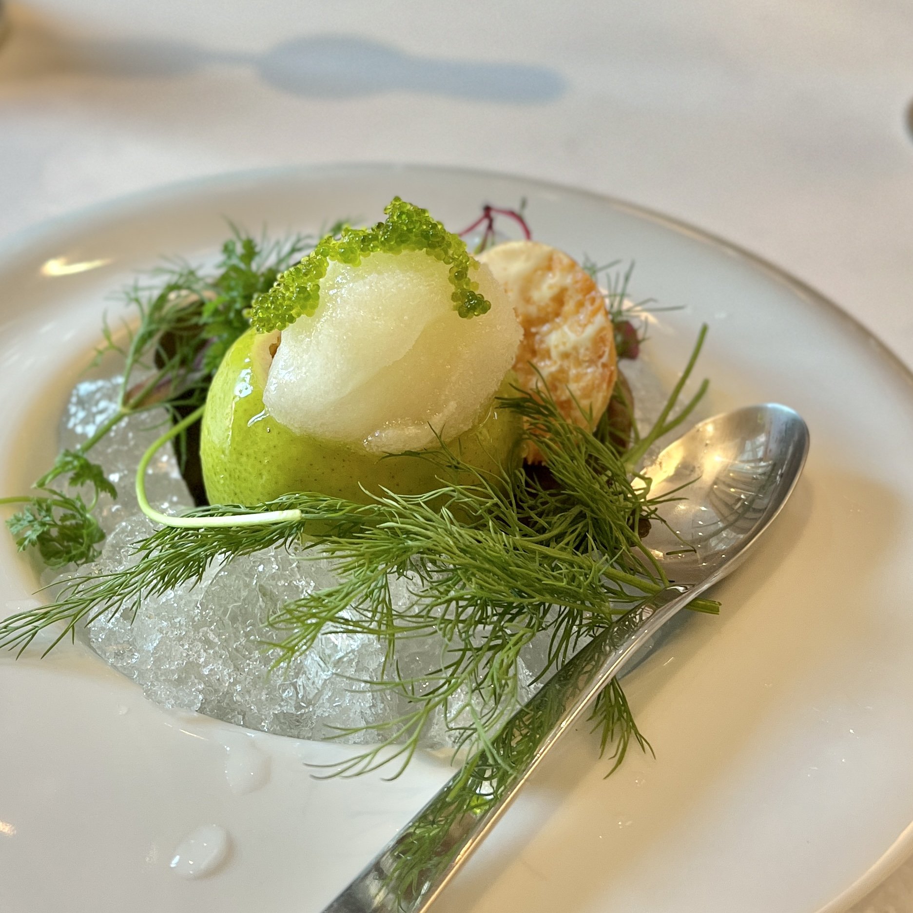 How does the Wonderland menu work? - Royal Caribbean Dining - Royal ...