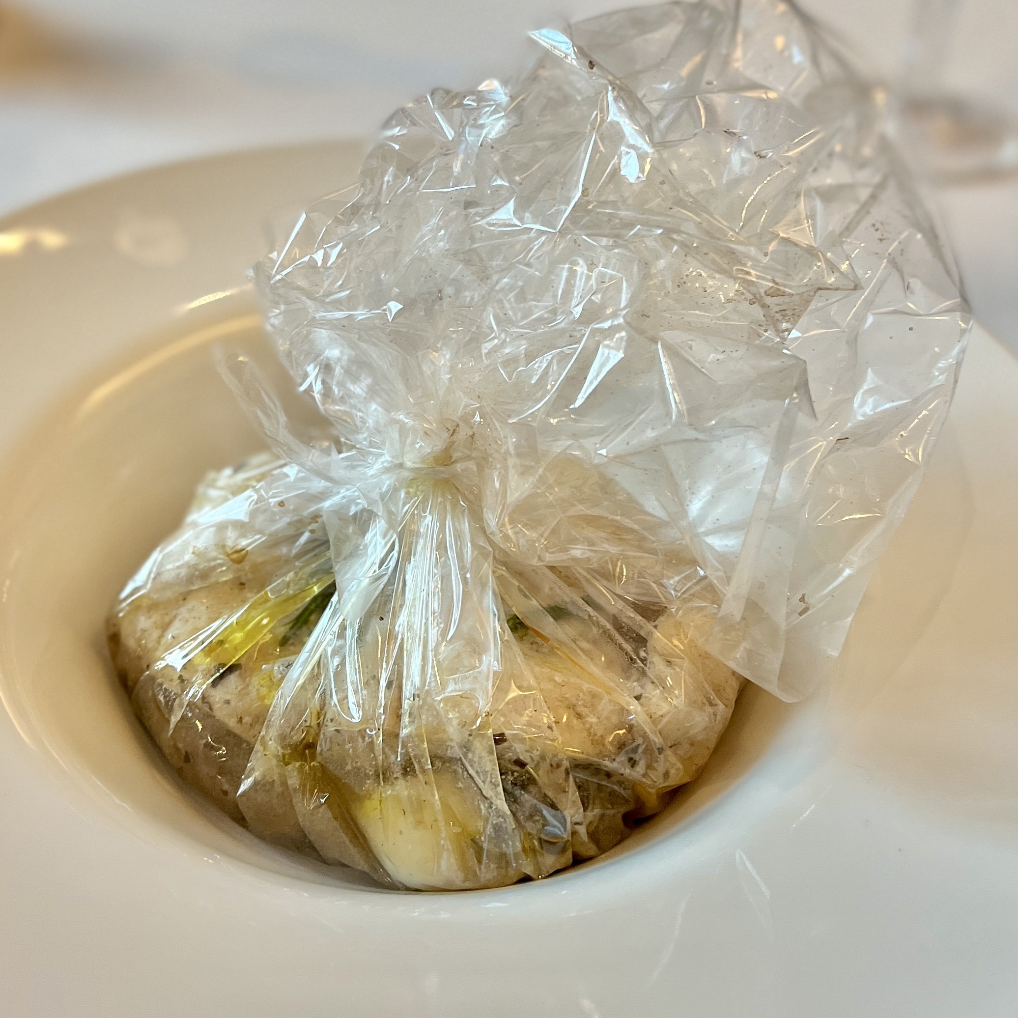 How does the Wonderland menu work? - Royal Caribbean Dining - Royal ...