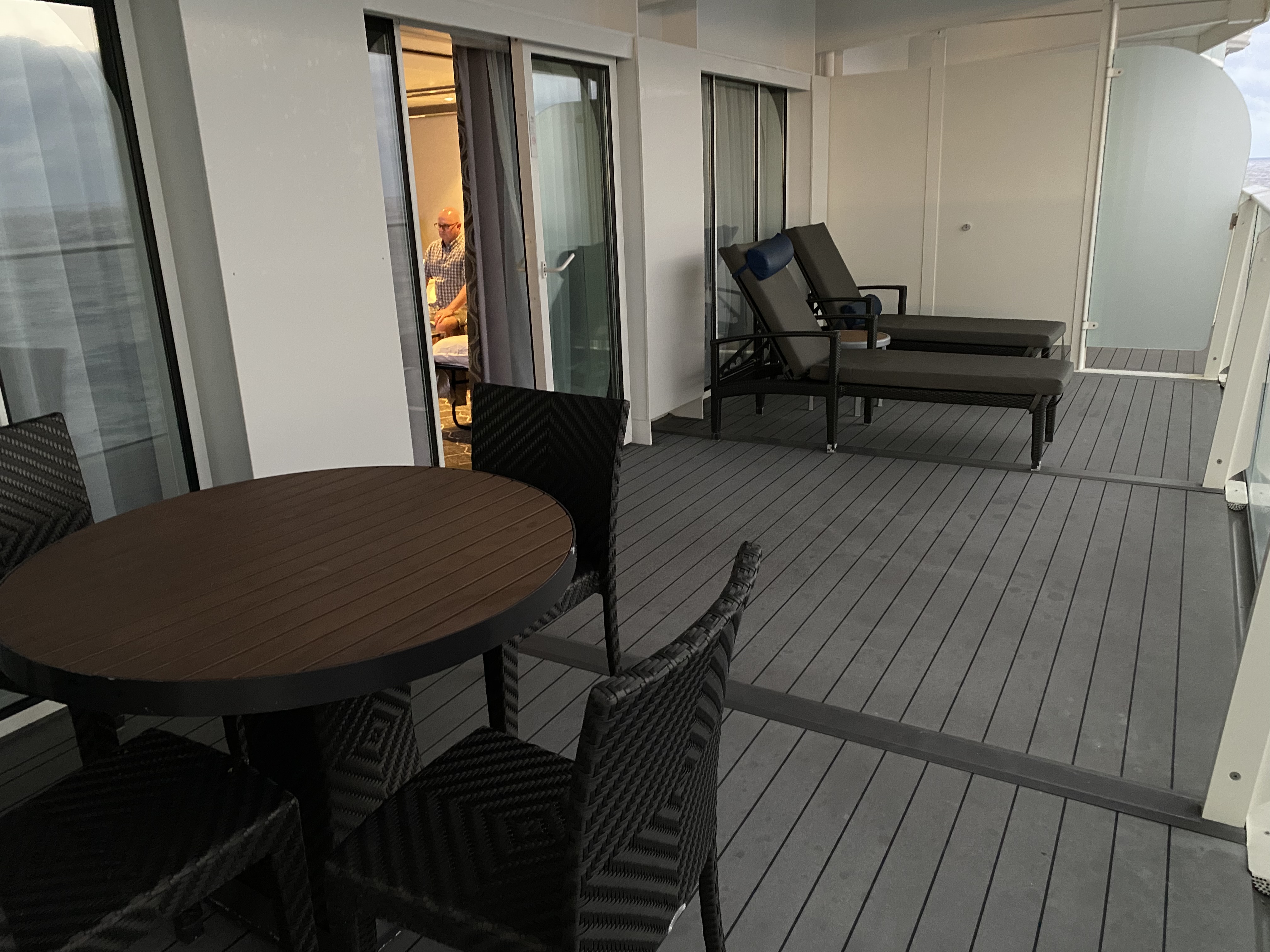 Room Service on RCCL Explained - Royal Caribbean Dining - Royal ...