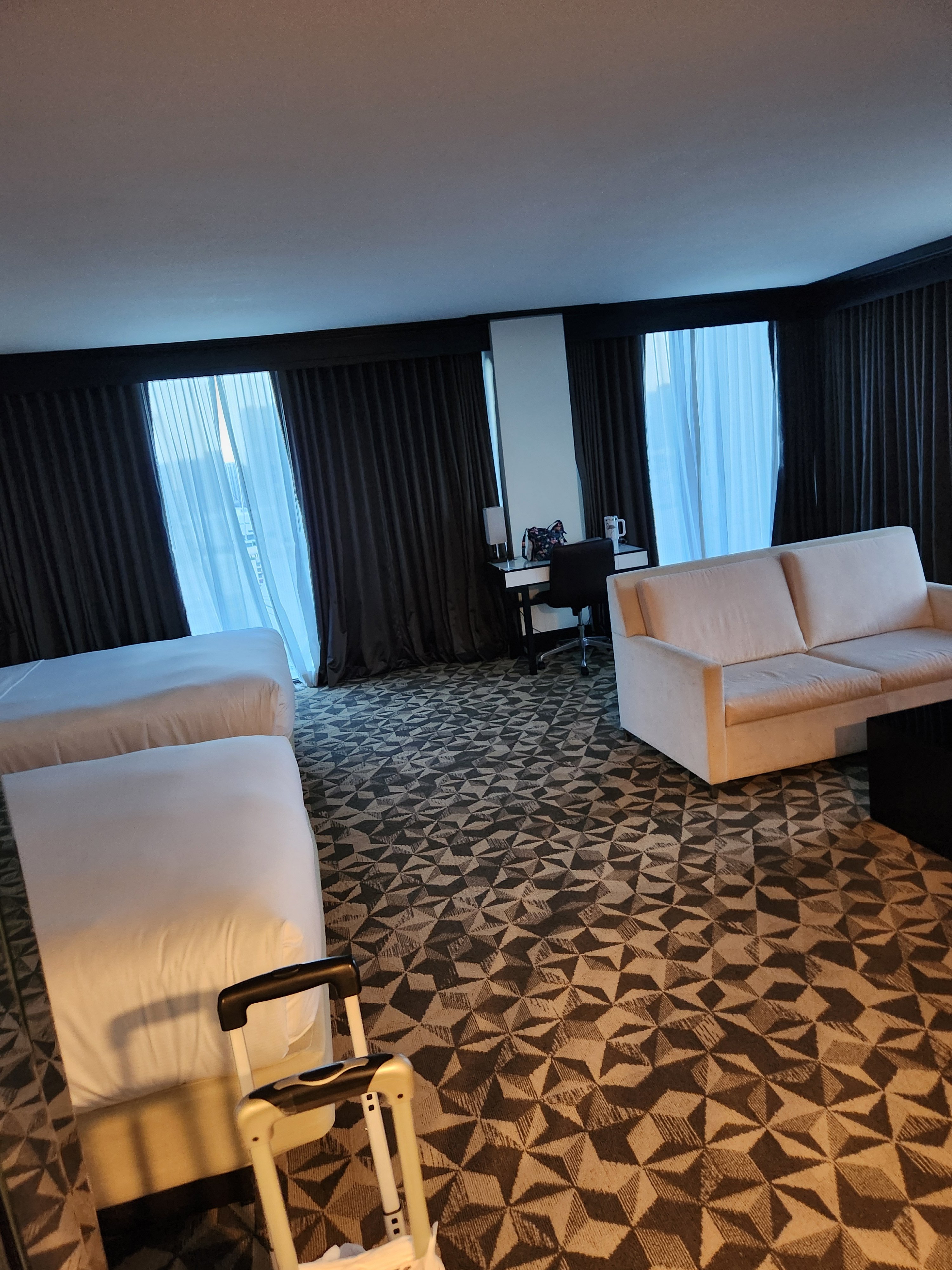 What happens on a RCL Blog group cruise...stays on the group cruise? (Icon of the Seas, June 29 ...